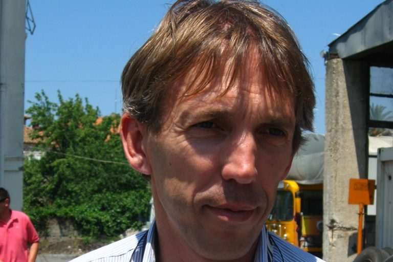 Mišić najavljuje masovne demonstracije - DuList