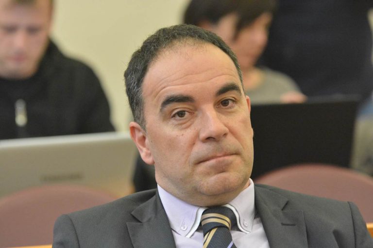 'AFERA OKRAJAK' Srđevci: 'Toliko sebi 'pucati u nogu' kako to radi HDZ ...