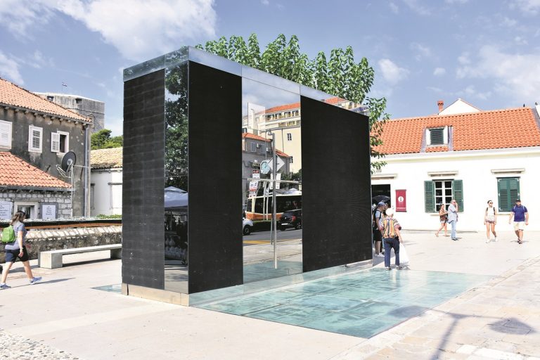 MARKOVIĆ PREDLOŽIO Spomenik braniteljima s Pila premjestimo na Groblje ...