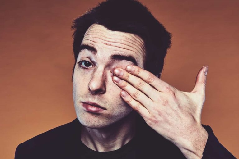 WTF BACH Večeras u Dvoru ekscentrični američki pijanist Evan Shinners ...