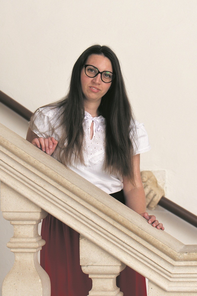 MARINA FILIPOVIĆ Još uvijek me iznenade pune kutije starih fotografija ...