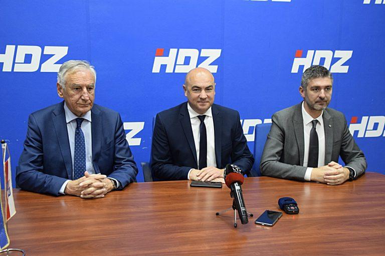 ZAVRŠNA KONFERENCIJA UOČI IZBORA Pezo: Glas za HDZ je glas za stabilnost i daljnji razvoj Lijepe ...